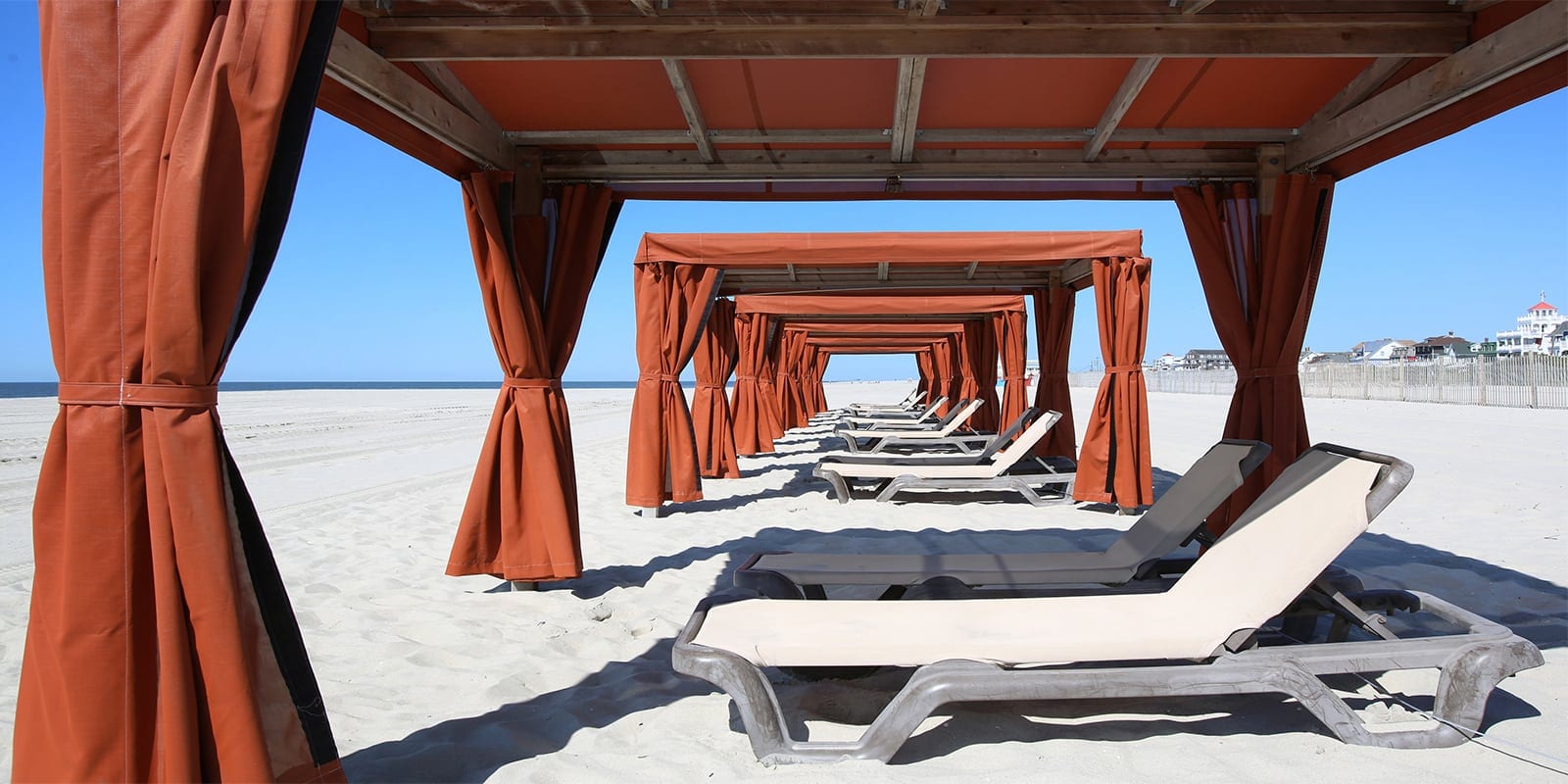 4 Reasons You Should Stay at Montreal Beach Resort | Cape May Resort